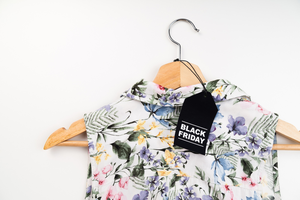 31+ Best Clothing Brand Fonts for Festive Project Designs - StringLabs