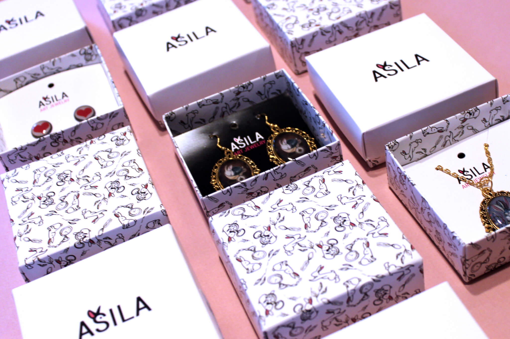 20 Presentable and Cost-Effective Jewelry Packaging Ideas - StringLabs